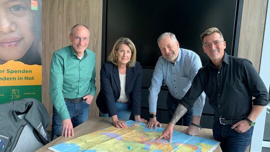 Berthold Wirtgen und Hans-Peter Meffert aus Neustadt starten zu Charity-Tour : Charity-Tour für ...