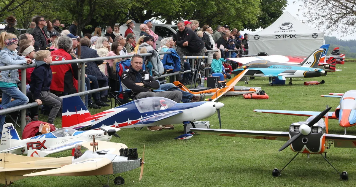Modellflugtage des MSC Condor: Sogar Segelflugvorführungen waren ...