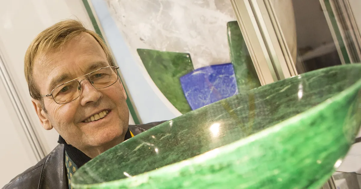 Der für seine großen Edelsteinschalen bekannte Helmut Wolf ist im Alter ...