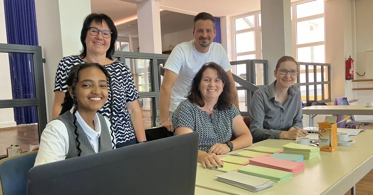 IGS-Schülerin Sara Shehim nimmt am Wahlhelferprojekt der VG Nastätten ...