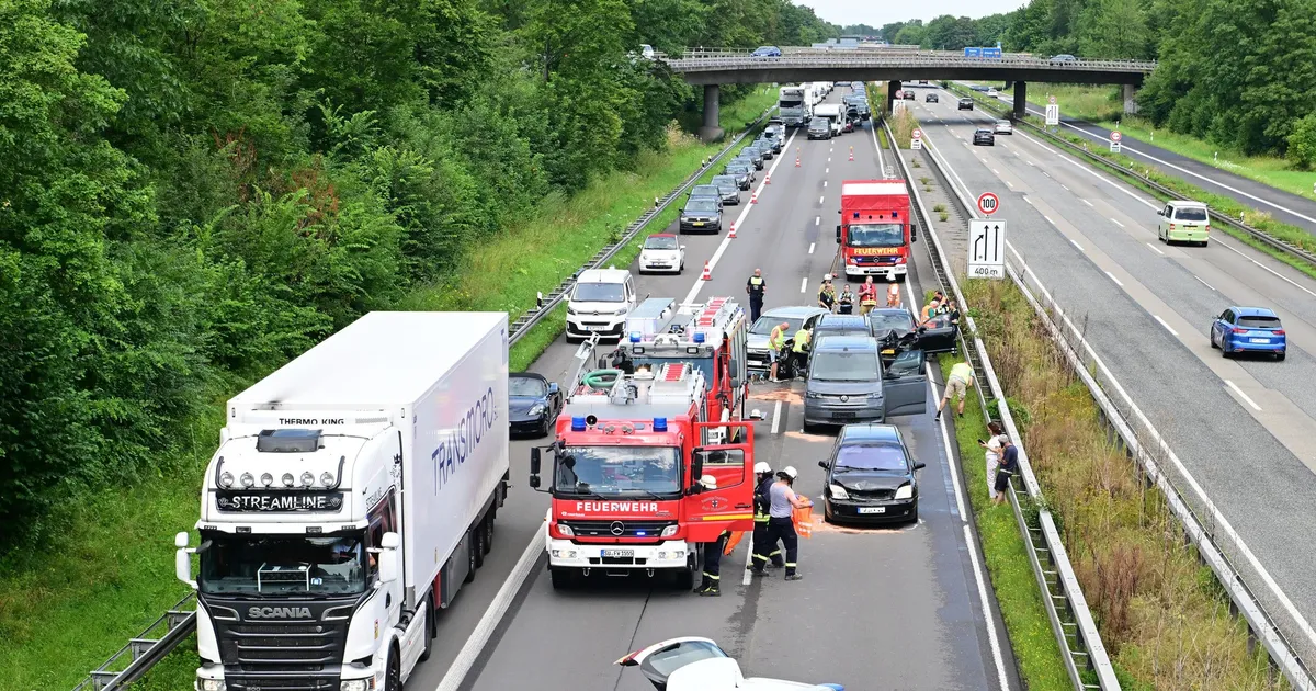 Stauende übersehen: Auffahrunfall auf A 61 am Meckenheimer Kreuz ...