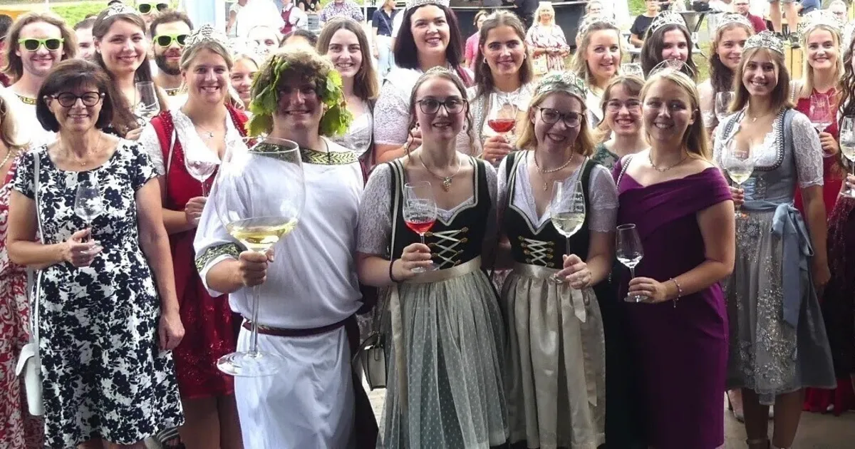 Weinfest 2024 Cochem Und Veranstaltungen Cochem Mosel – Staubach Messer