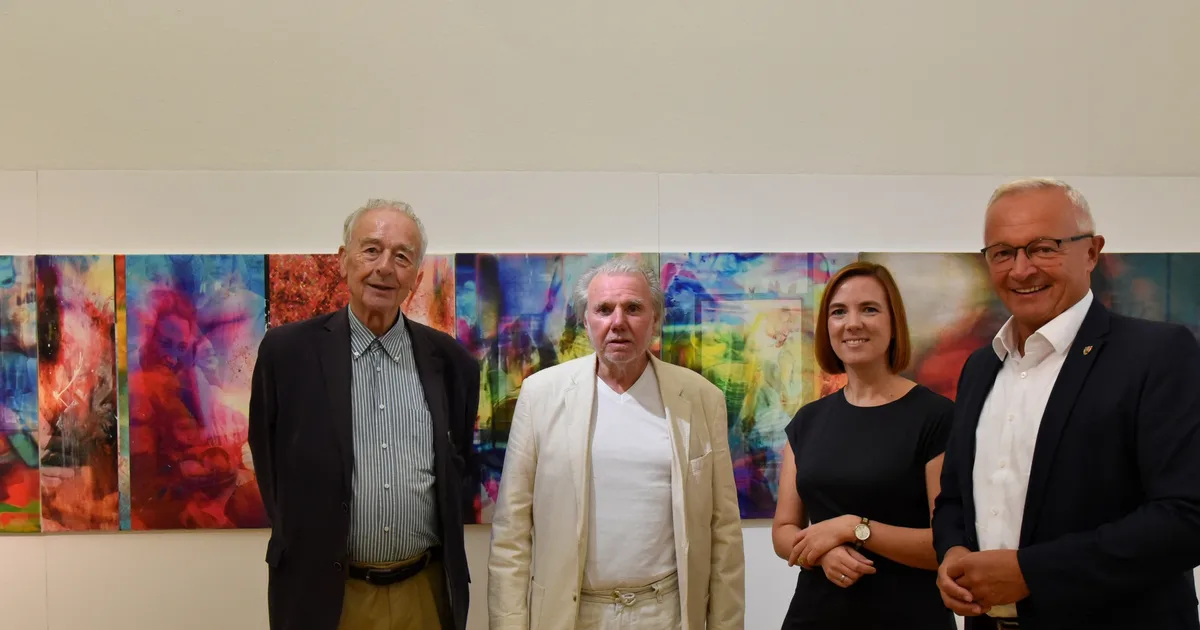 Lars Ulrich Schnackerberg präsentiert seine Werke im Roentgen-Museum ...