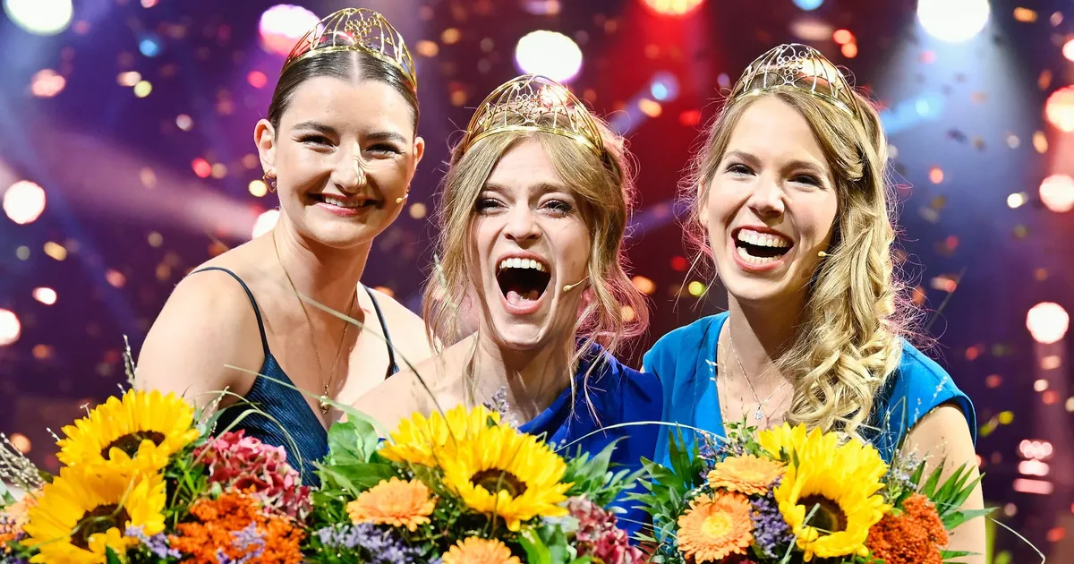 Wahl der 76. Deutschen Weinkönigin: Charlotte Weihl aus dem Anbaugebiet ...