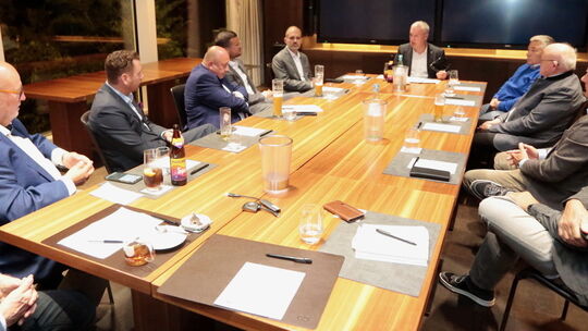 Stephan Otto (CDU) stellt sich den Fragen der Mittelstands- und ...