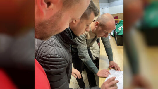 Eklat in Rhaunen: Zuschauer beleidigt Schiri - Hallenturnier abgebrochen - Fußballverband ...