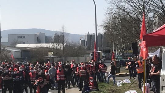 Autozulieferer unter Druck: „Alarm“ und „Kampfanzug“: Krisenstimmung ...