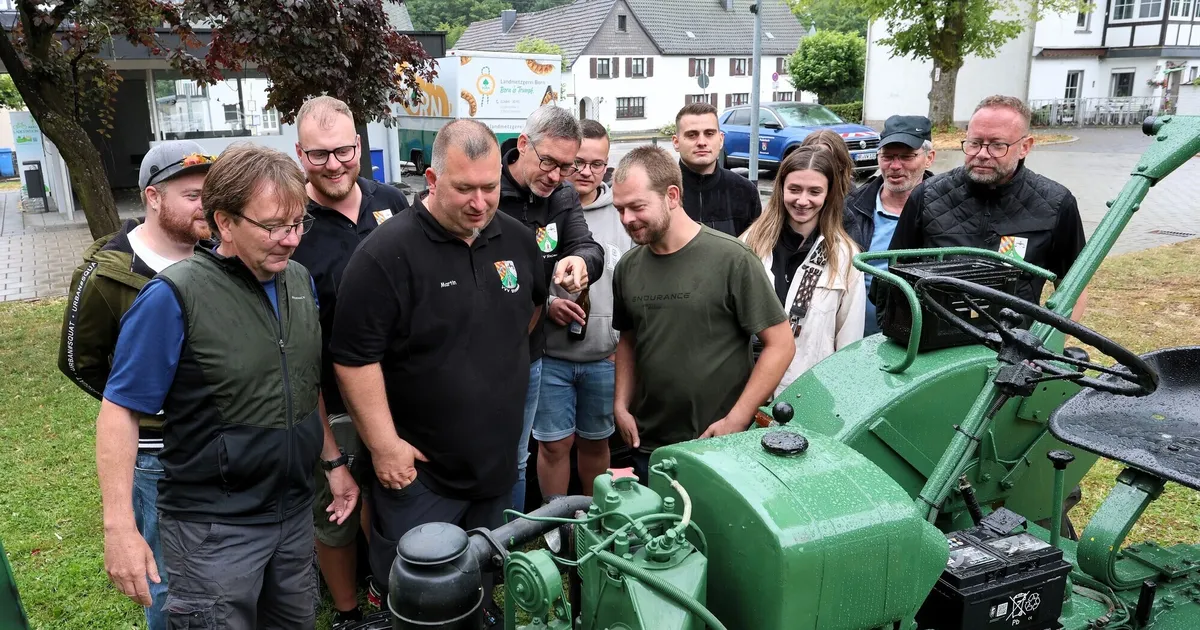 Young-und Oldtimertreffen: Knapp 150 Fahrzeuge sind in Steimel zu ...