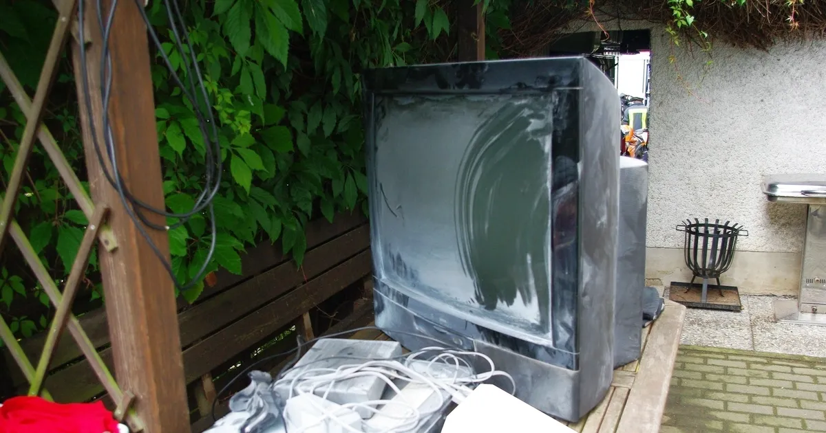Wohnungsbrand in Ringen: Fernseher implodiert - Rheinland-Pfalz - Rhein ...