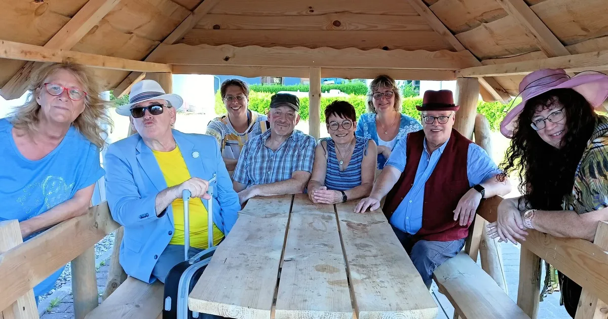 Theater in Berglangenbach: Schrille Cocktails und Liebeswahn auf der ...