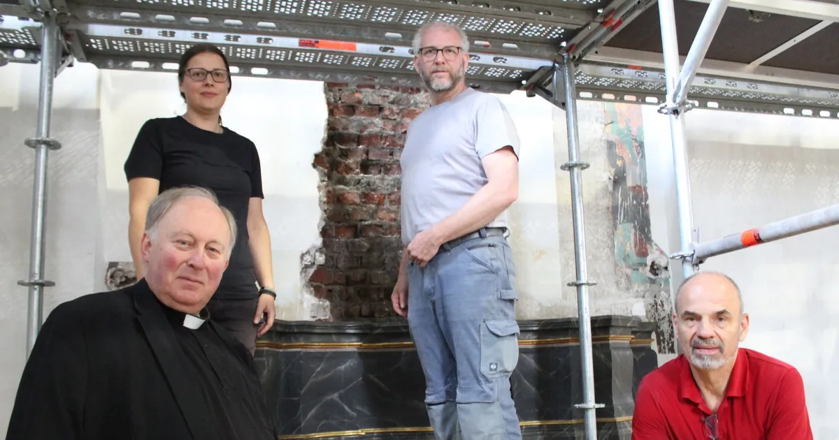 Nach Brandstiftung: Renovierung der Kirche Kreuzerhöhung schreitet voran - Kreis Altenkirchen ...