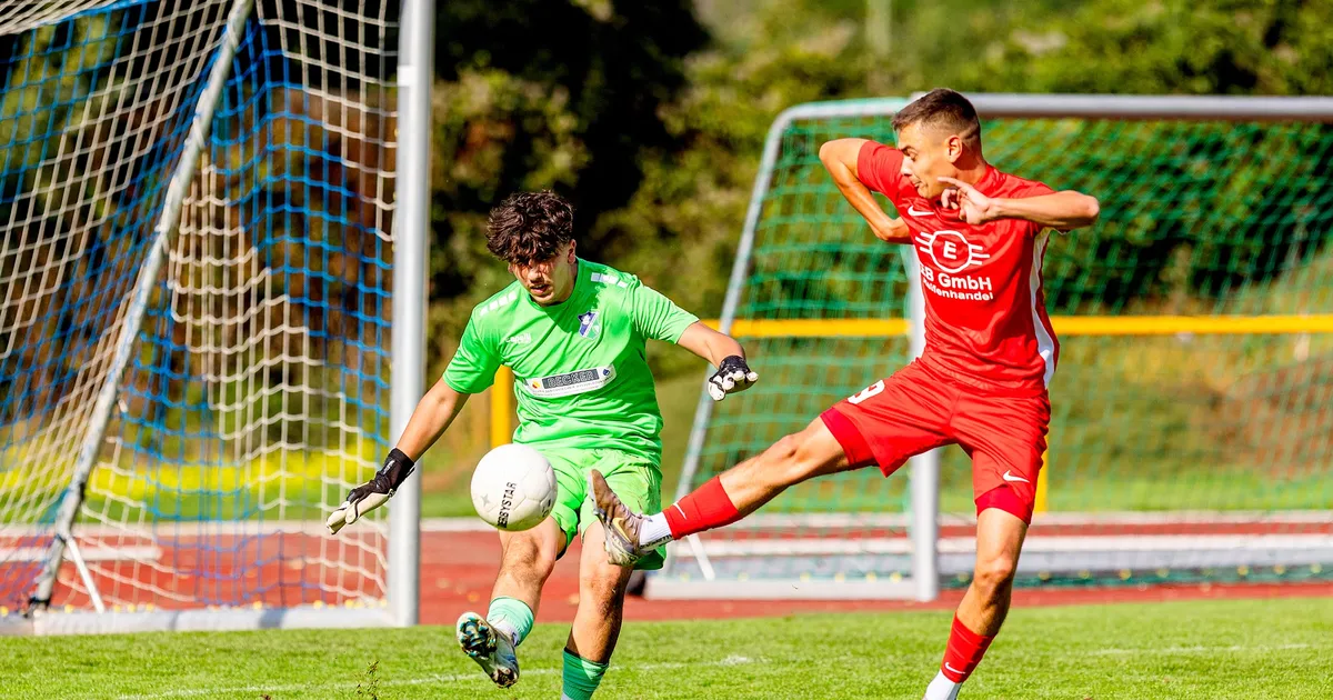 Oberwesel 1:1 gegen Augst: Ademaj sichert den Punkt und sieht die Rote ...