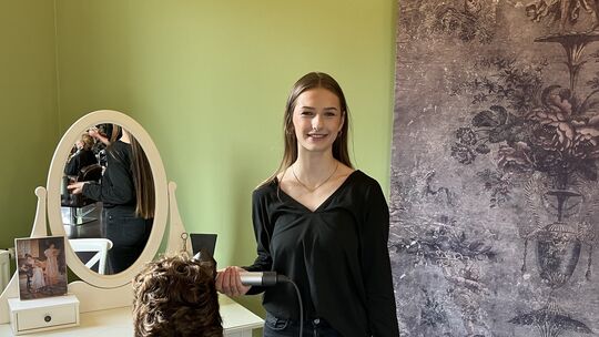 Ausgebildet in Bad Neuenahr: Lilly Kalterherberg ist die beste ...