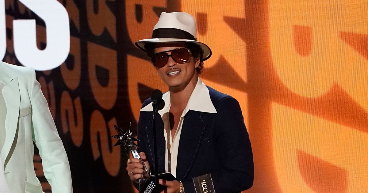 Musik: Bruno Mars kommt für Konzert nach Deutschland - Deutschland ...