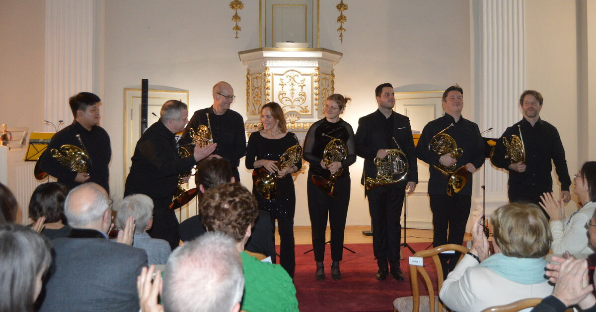 Neujahrskonzert mit Hornisten: Diez: Festliche Klänge im Schloss ...