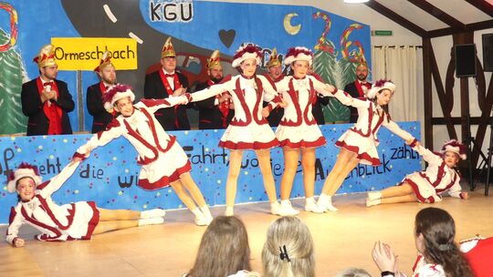 Viele Lacher beim Karneval: In Urmersbach gingen die Narren auf wilde ...