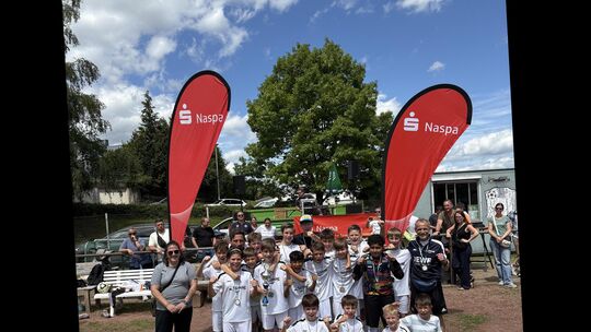 Pokal-Endspiele am Lahnblick : 2:0 – JSG Lahn gewinnt Finale auf ...